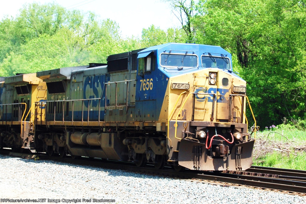 Westbound stacks coming at Evans Ave.